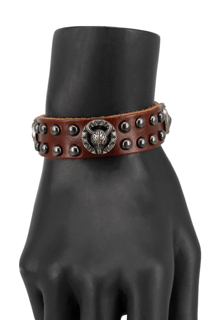 Плетеный браслет