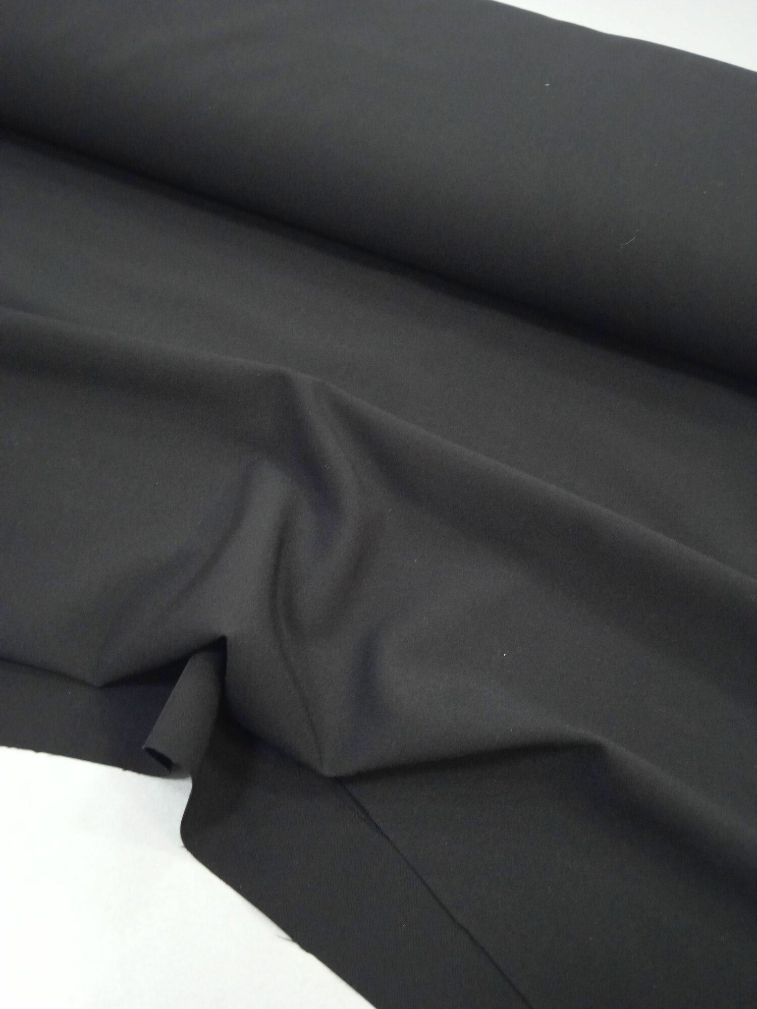 Ткань Костюмная стрейч "Гальяно". Цвет черный. Корея. Отрез150*150см , плотность 210 г/м2