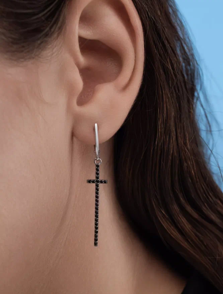 Серьги с подвесками, серебро, 925 проба, родирование, фианит