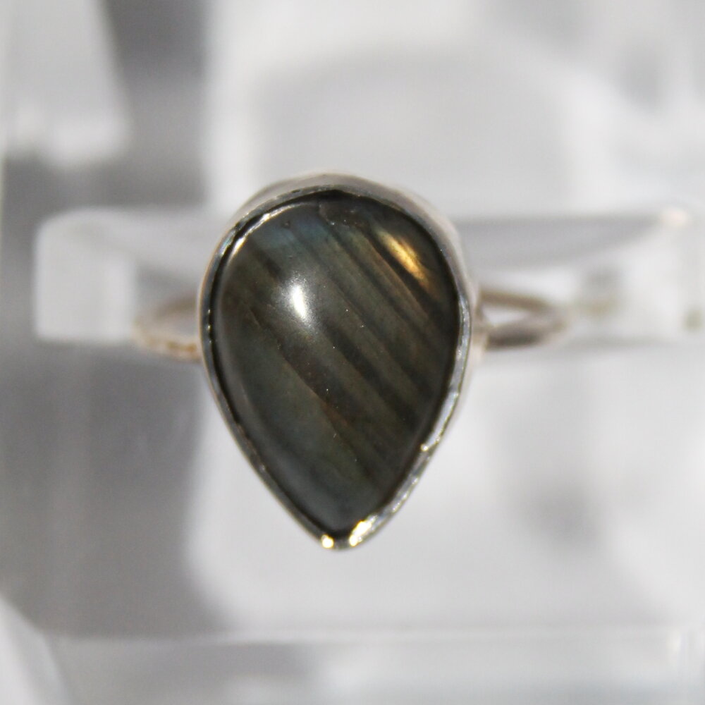 Кольцо, лабрадорит