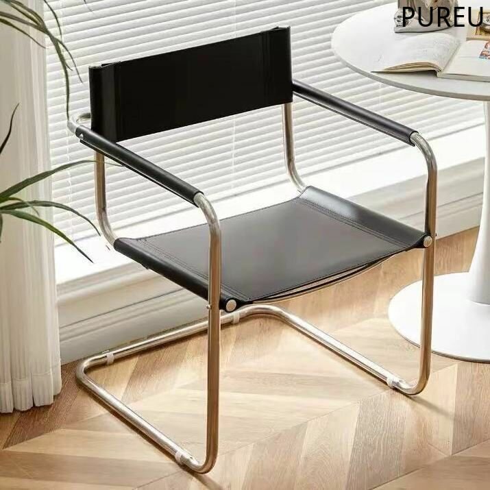 Домашнее кресло для столовой