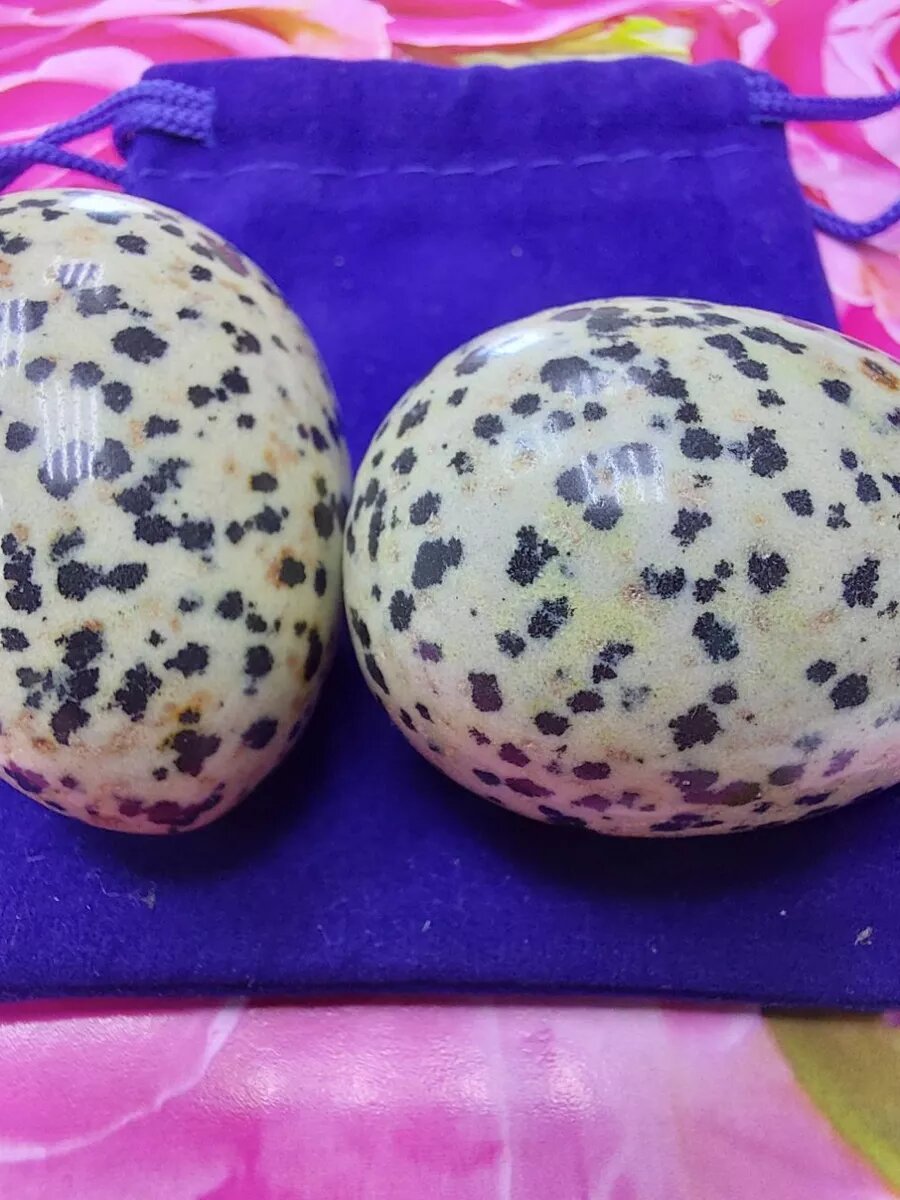 Яйцо из яшмы 4 см 1 шт