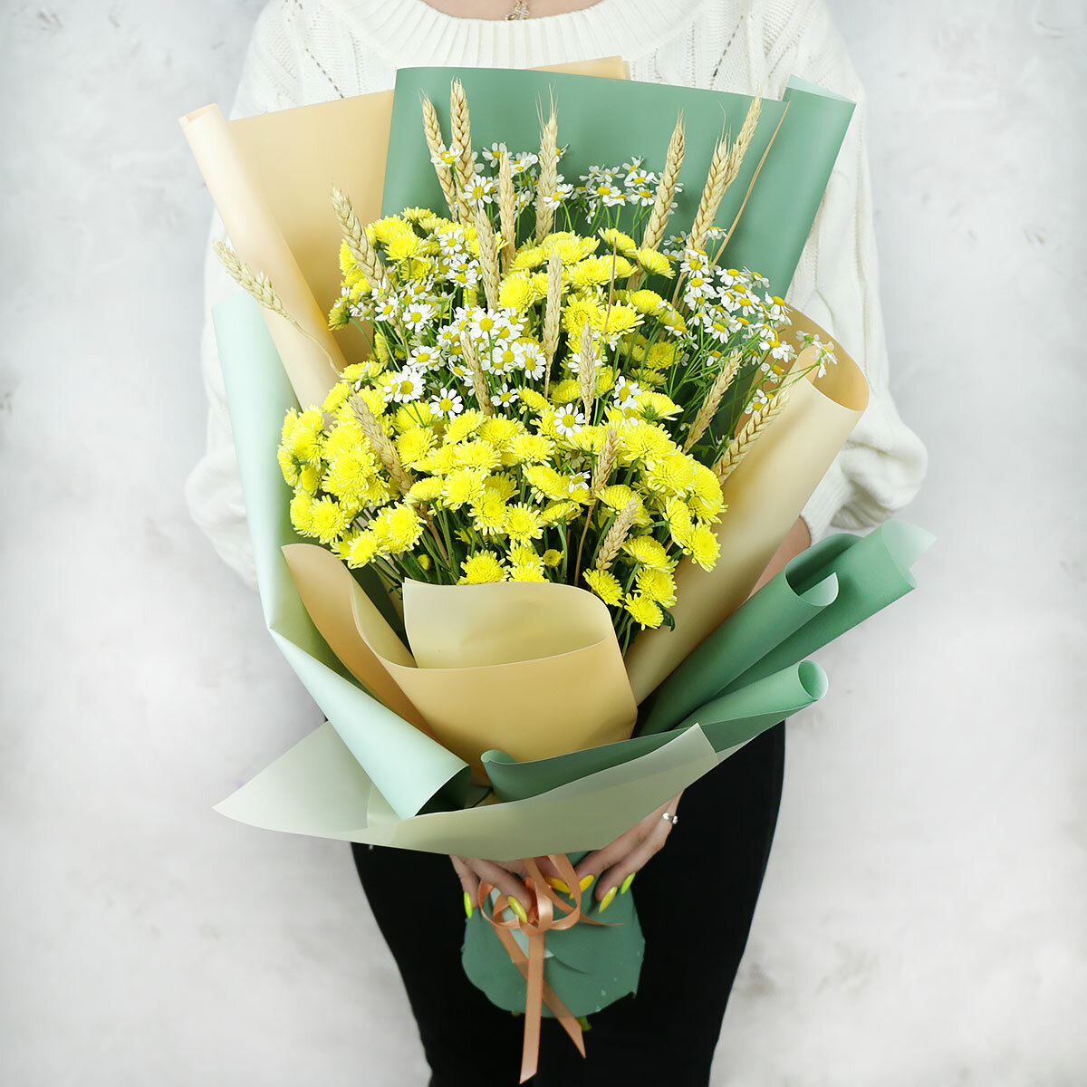 Букет Букет Маркет "Хризантемы, ромашка, пшеница", из свежих цветов
