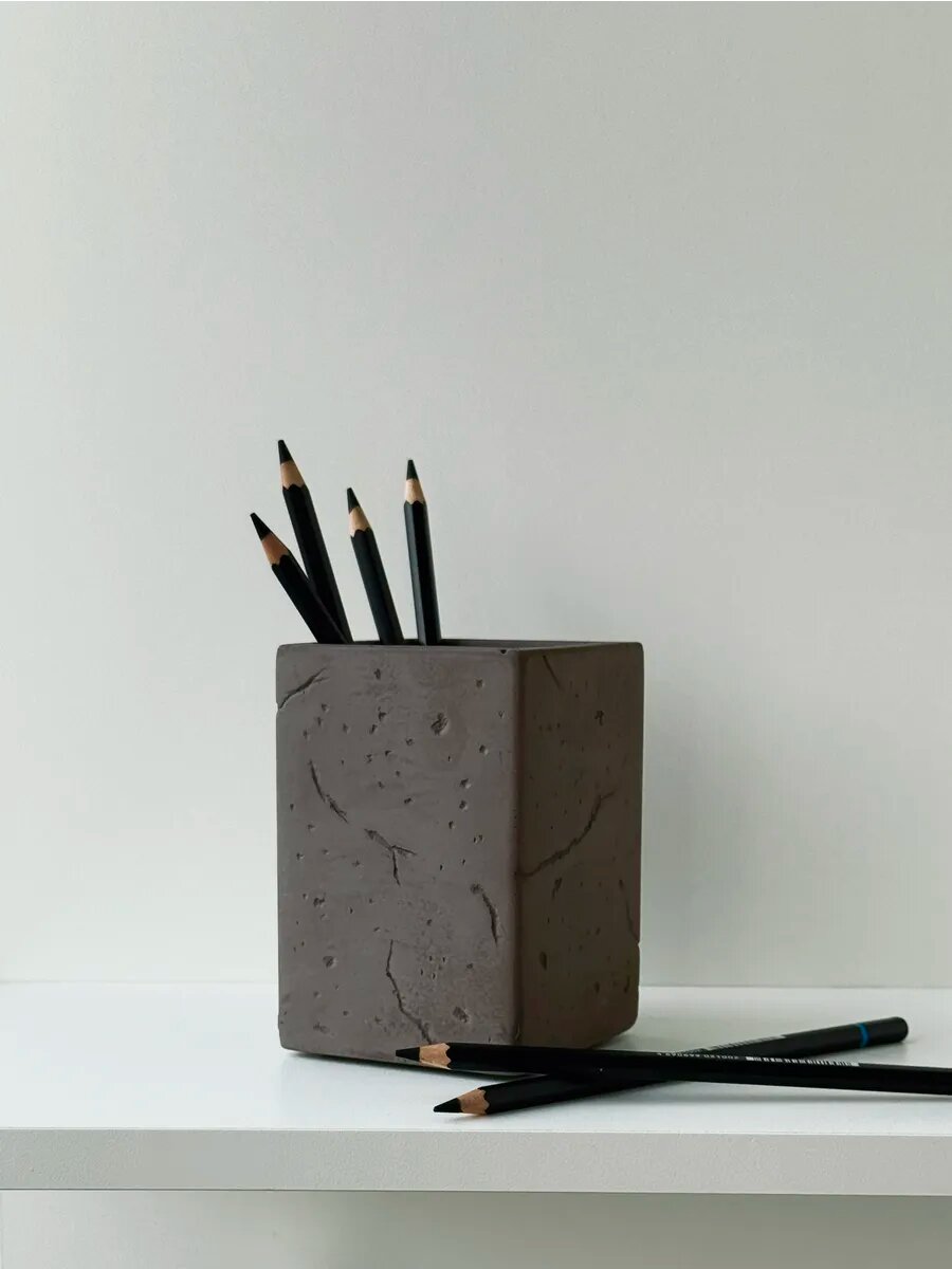 Стакан для канцтоваров Brown, квадратный, из бетона, 12 см x 8 см