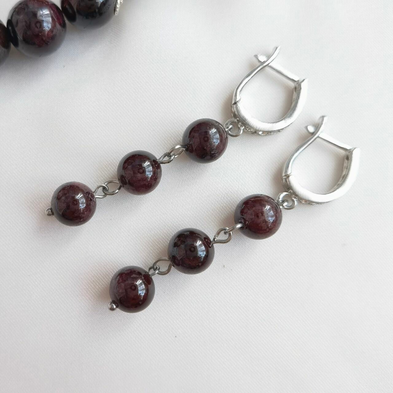 Серьги Камни Елены, гранат