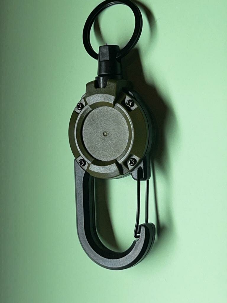Брелок-карабин