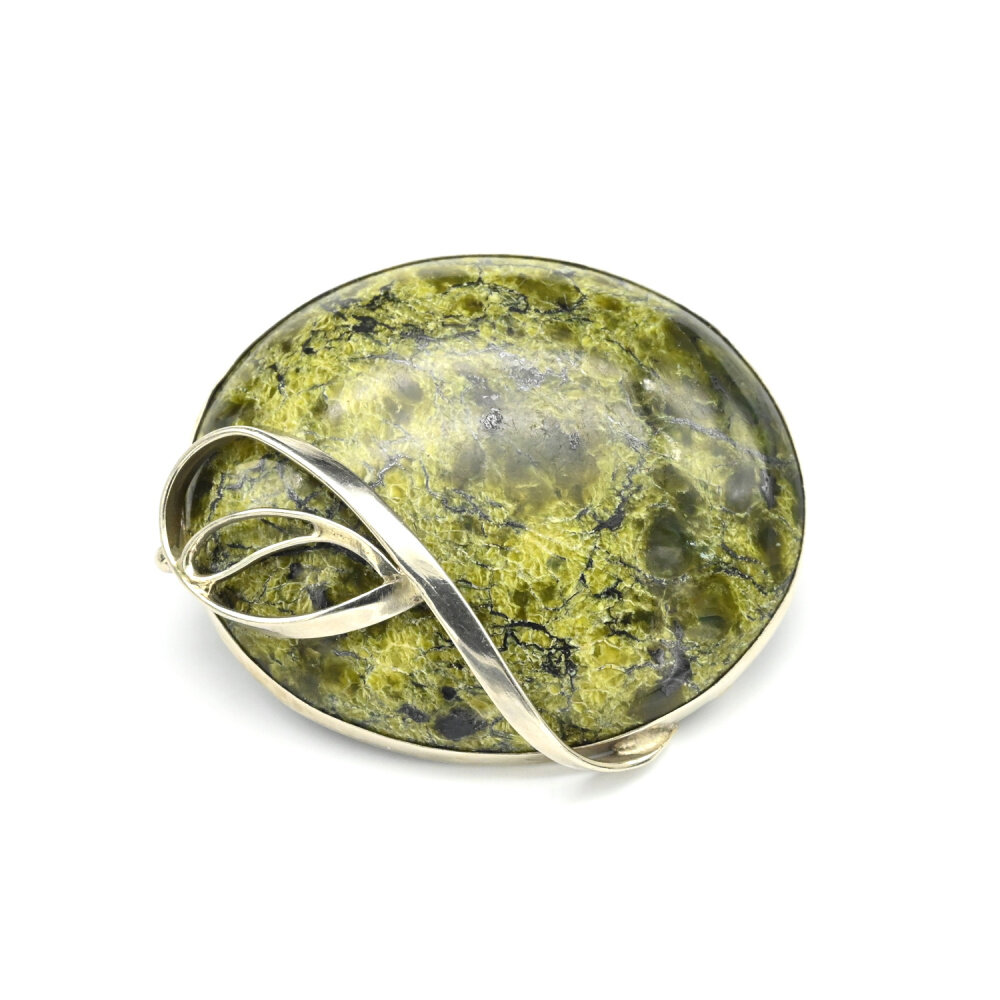 Брошь, змеевик