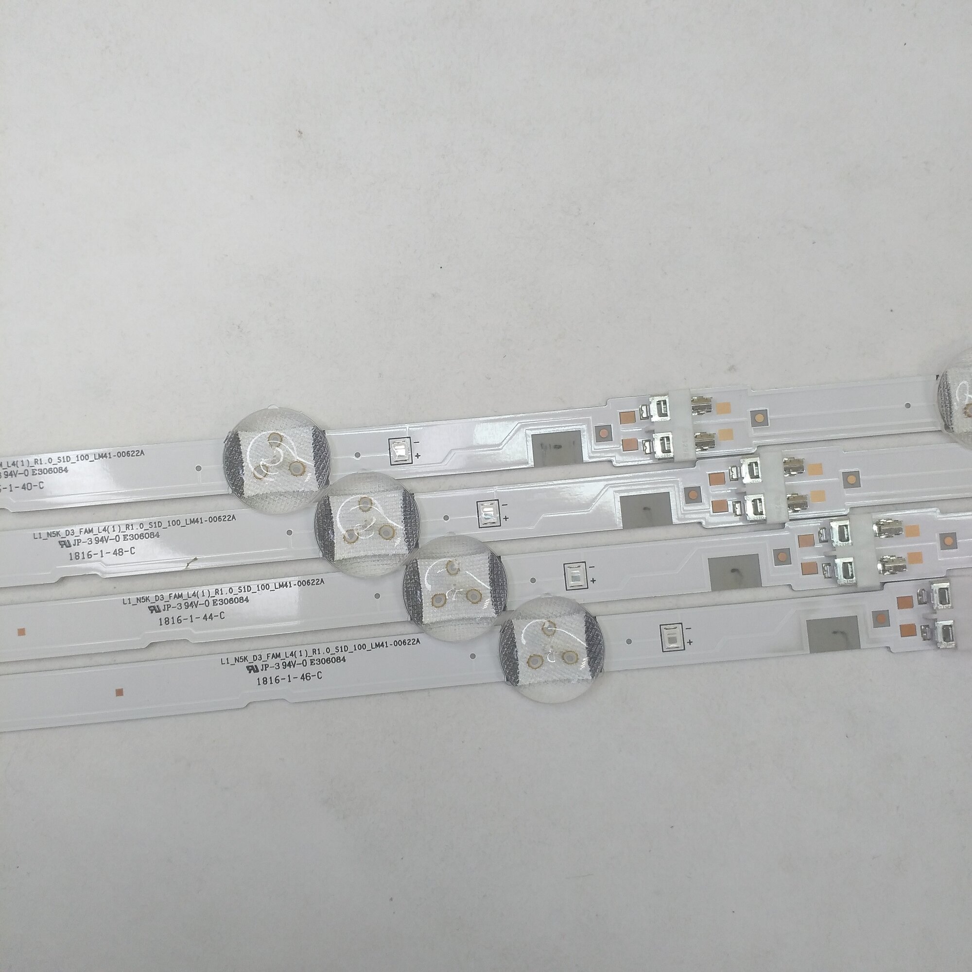 Подсветка (L1_N5K_D3_FAM_R3(1) + L1_N5K_D3_FAM_L4(1)) для Samsung UE43N5000AU Б/У с разбора