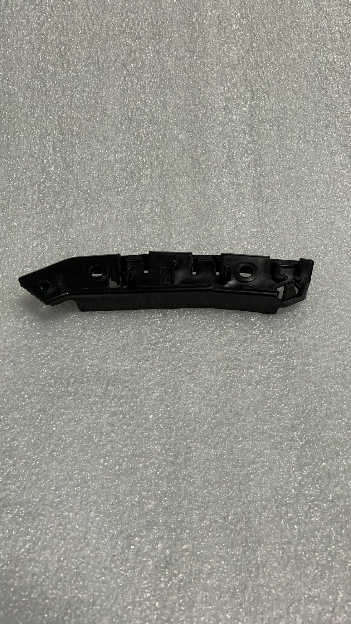 Крепление бампера Бренд SAT для автомобиля FORD FOCUS III 11-19 LH