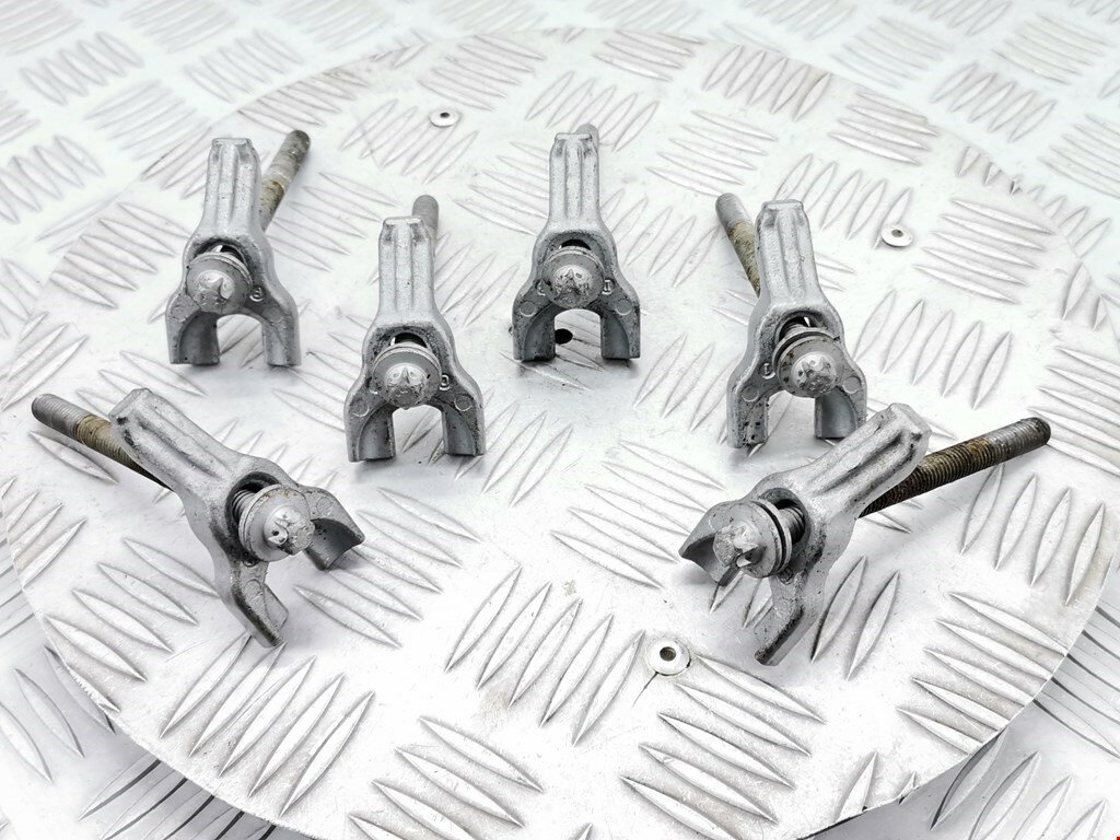 Крепление форсунки BMW 3-Series (E90/E91/E92/E93) 13538578607 арт. 1852263