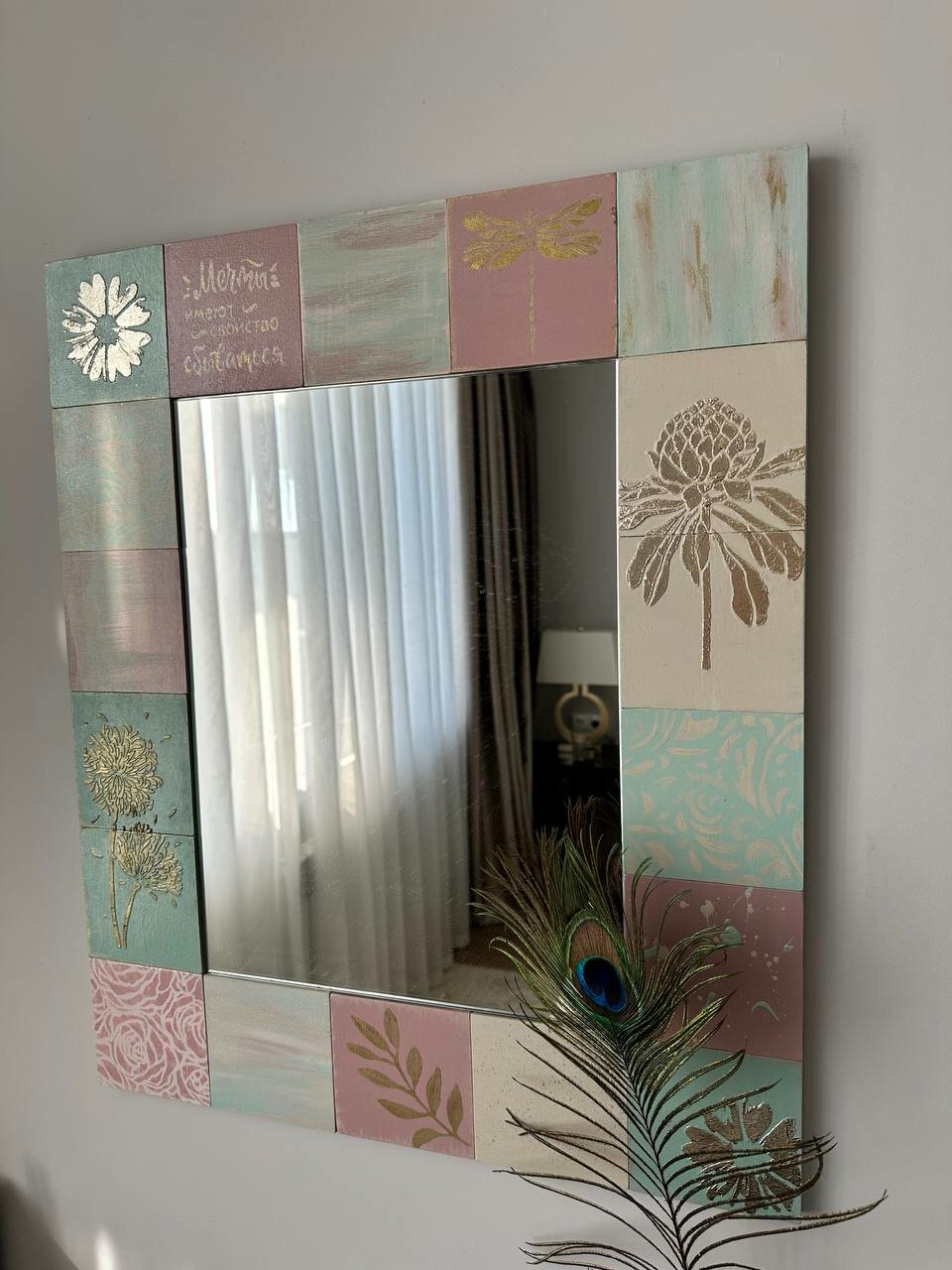 Интерьерное зеркало для детской ручной работы