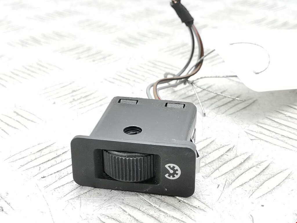 Кнопка освещения панели приборов BMW 5-Series (E39) 61318360461 арт. 2173517