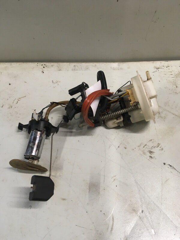 Б/У бензонасос, Фольксваген Пассат Б6, Passat CC 2008-2017, Passat [B7] 2011-2015 Насос топливный Volkswagen Passat 2005-2010...