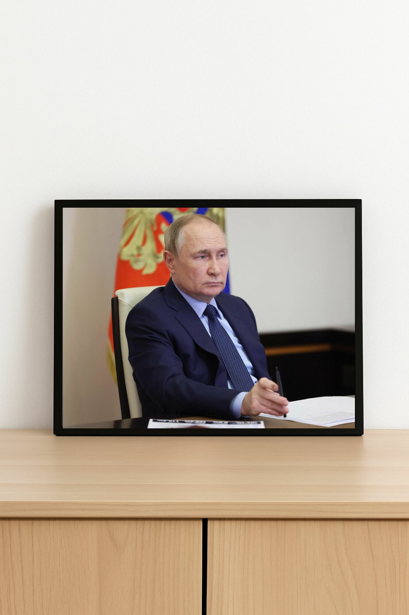 Постер Путин в Стеклянной Рамке