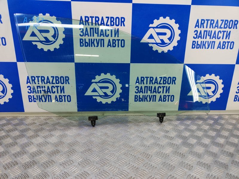 Б/У Стекло двери передней правой Nissan Primera P12 / Ниссан Примера P12 2.0 QR20DE 150 Л.С 2003