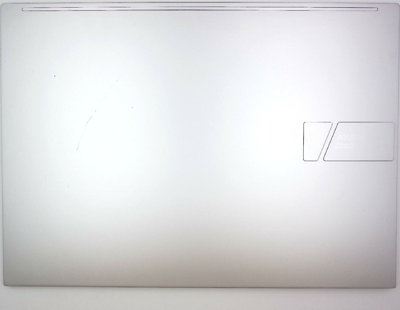 Крышка экрана ноутбука ASUS X7600PC 16.0" царапина, вмятинка