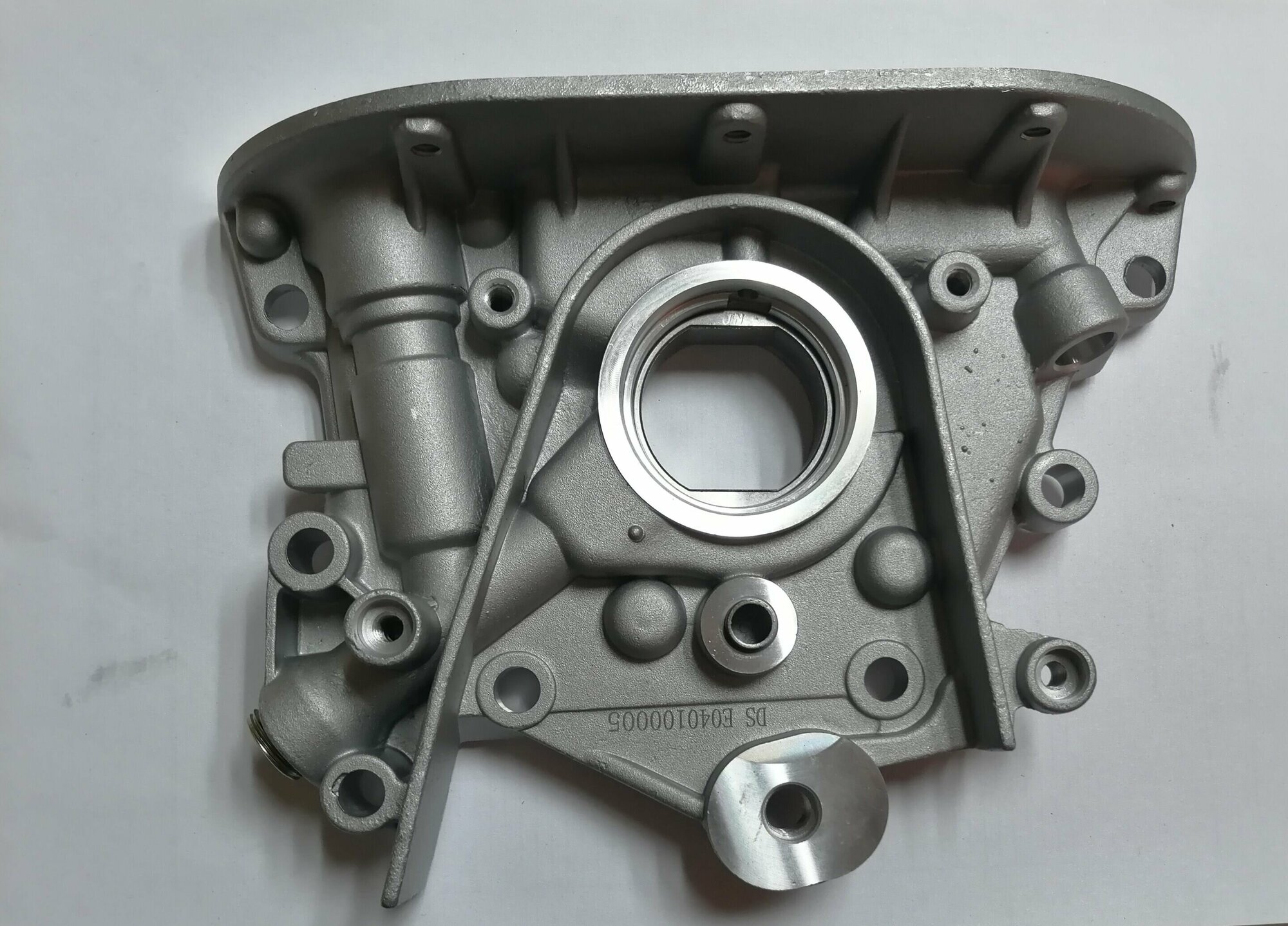 Насос масляный GEELY Lifan Solano (620) [1.6 16V CVT седан]