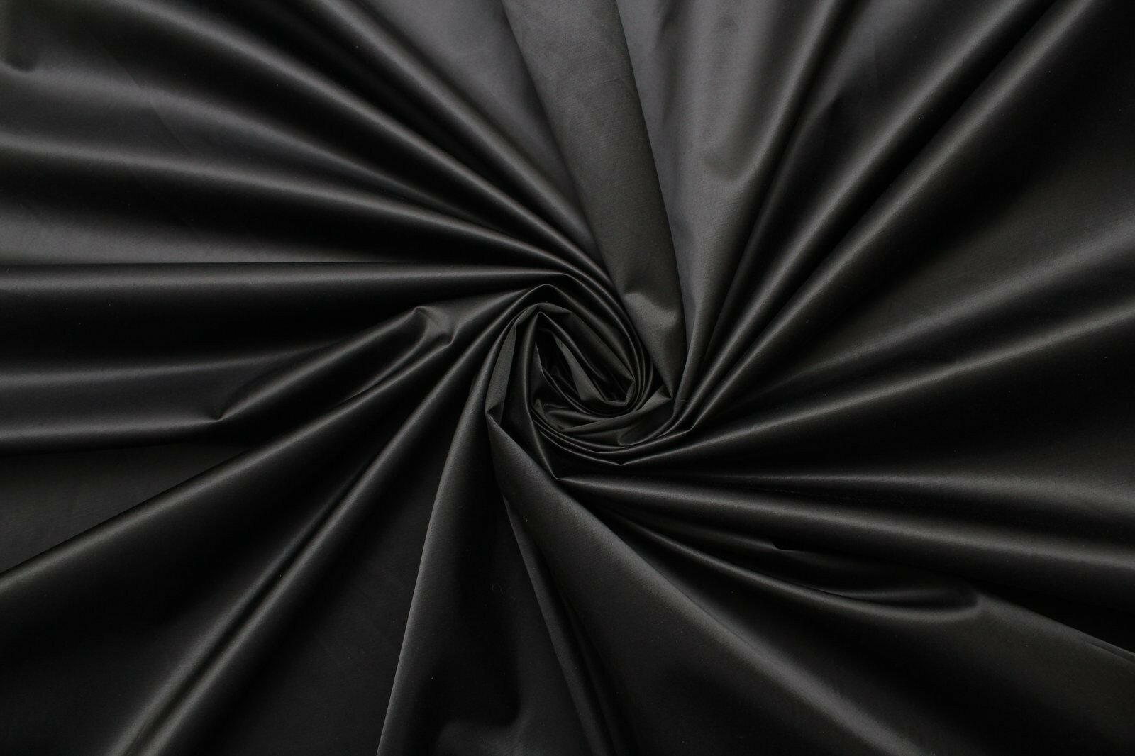 Ткань плащёво-курточная с водоотталкивающей пропиткой, чёрный атлас, 190 г/пм, ш136см, 0,5 м