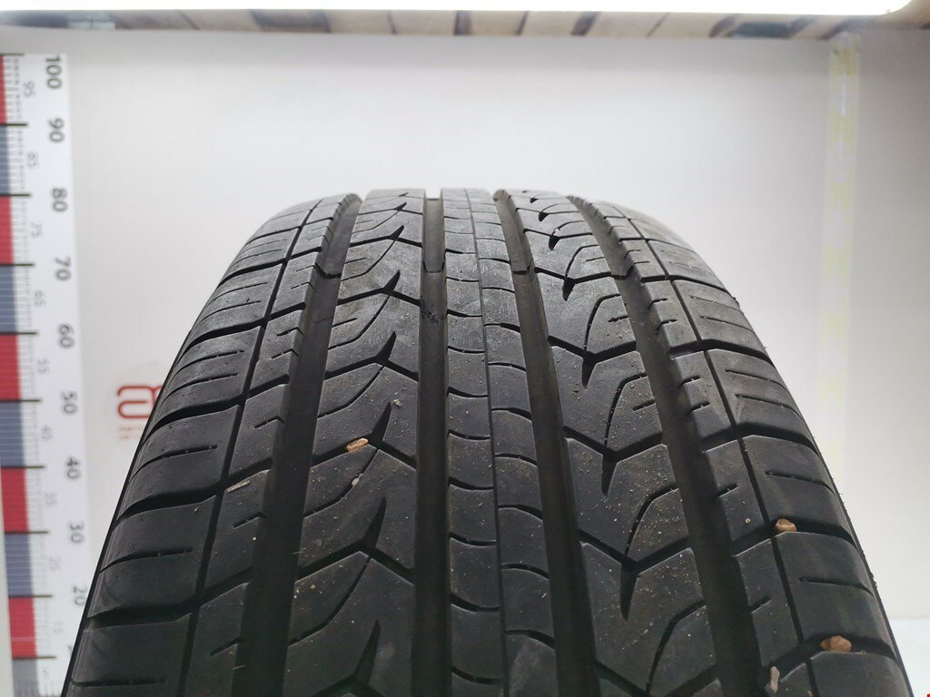 Шины Hyundai Santa Fe 2 (CM) 235/65R17 арт. 1936074