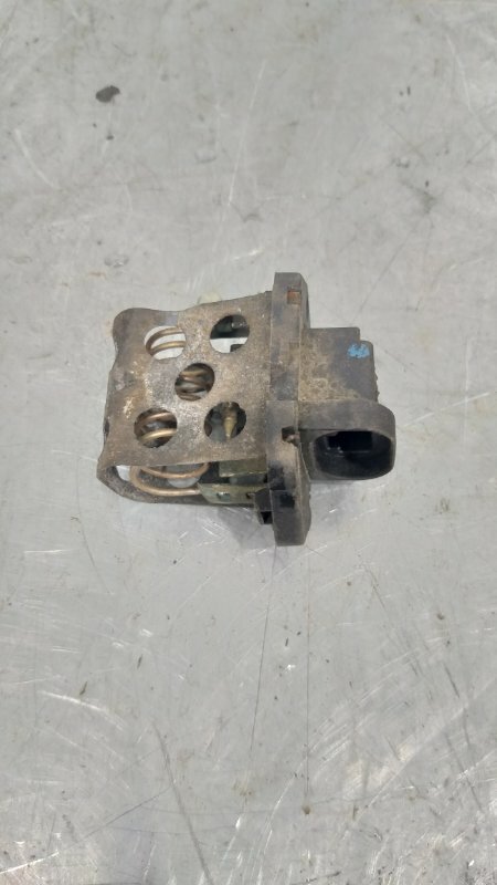 Резистор вентилятора охлаждения Renault Symbol 8200045082