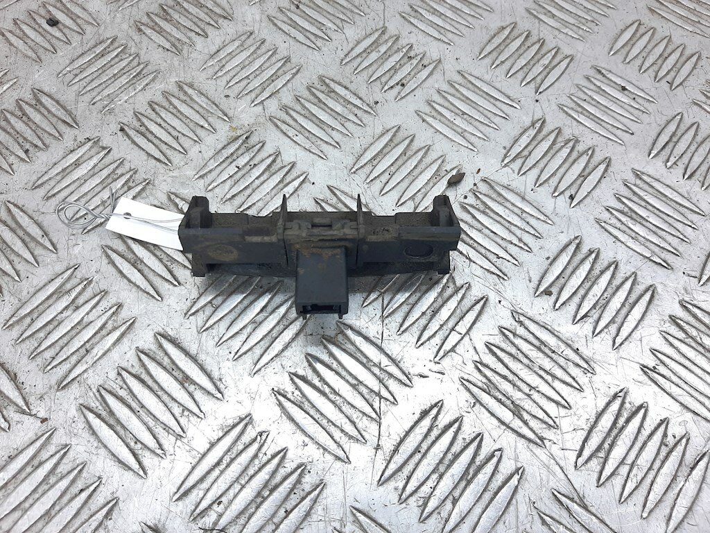 Ручка крышки багажника Volvo S40 V40 1 30804687 арт. 600718