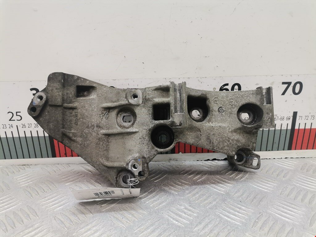 Кронштейн генератора Renault Logan 1 8200669494 арт. 2113395