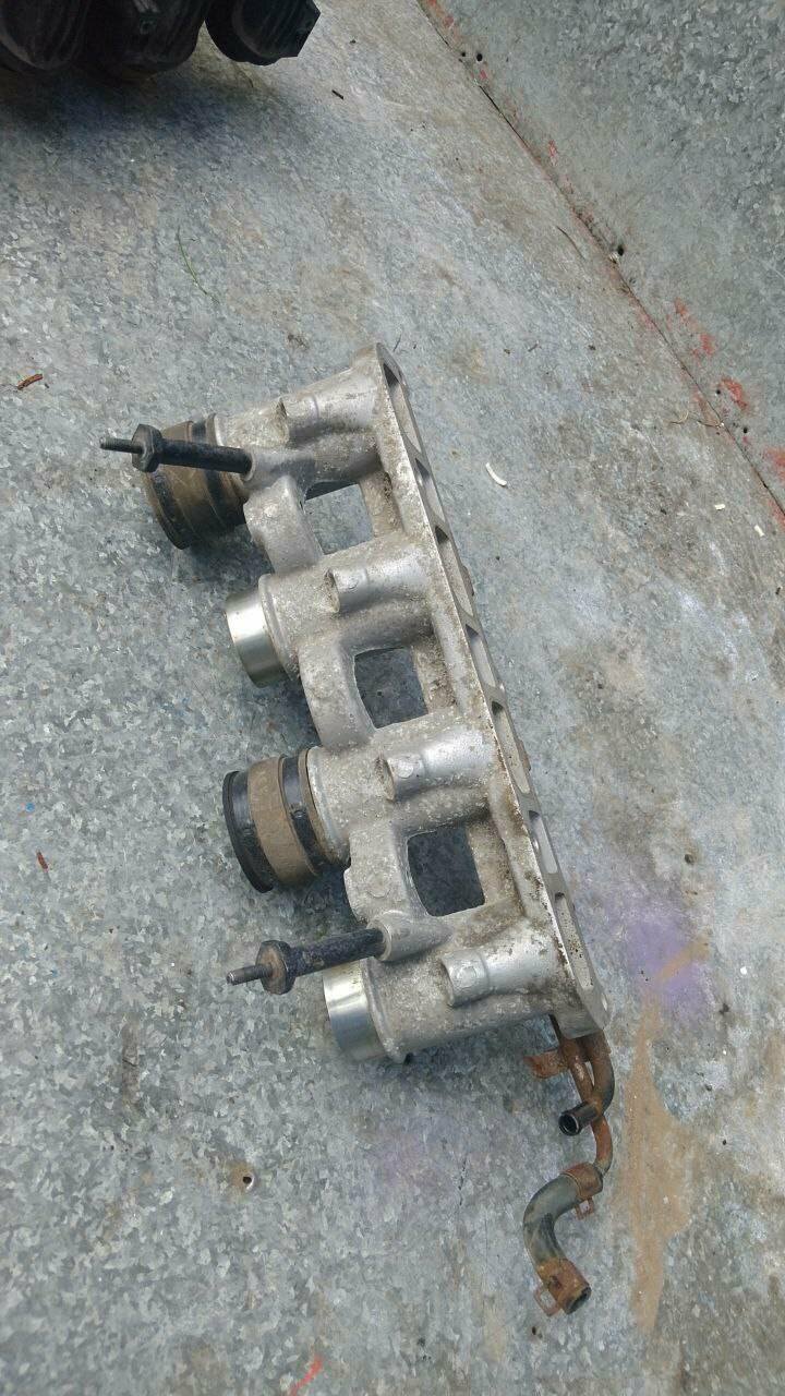 Впускной коллектор Kia Magentis рест. (2003 - 2006) 2833125020