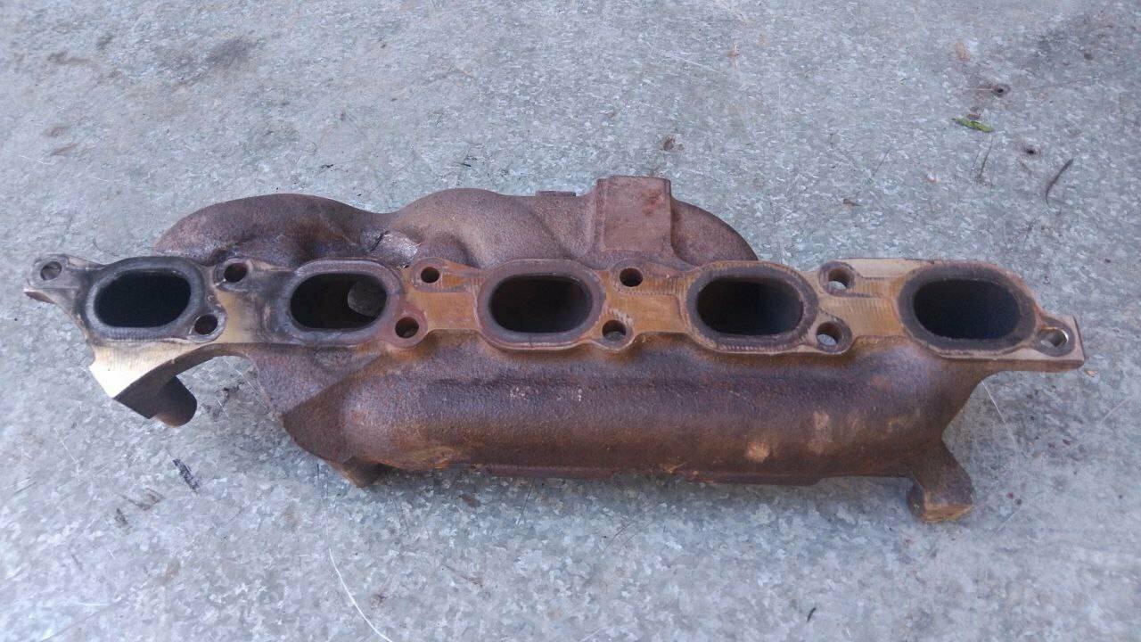 Выпускной коллектор Volvo V70 2 рест. 2006 9207688