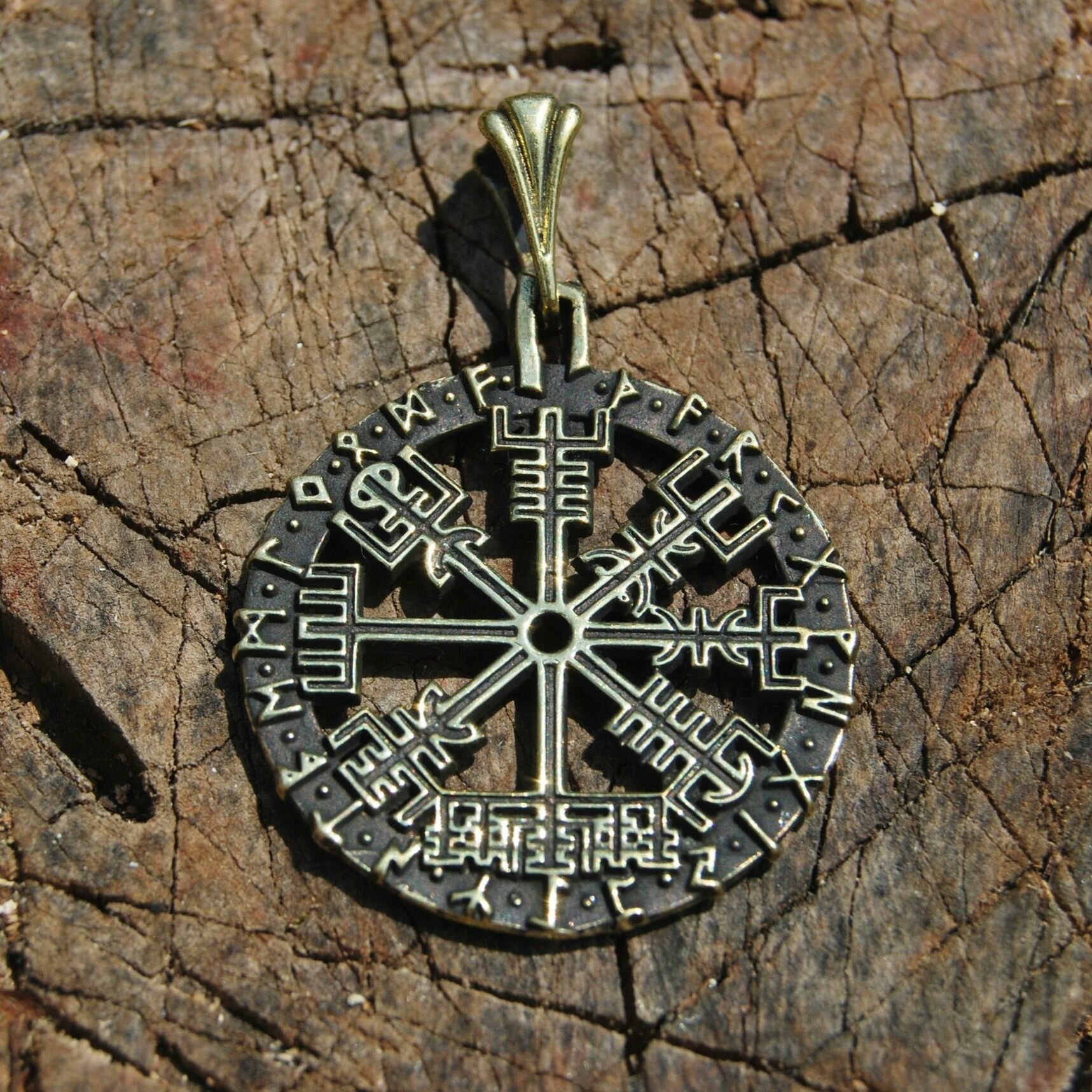 Талисман Рунический компас Вегвизир бронза ручная работа