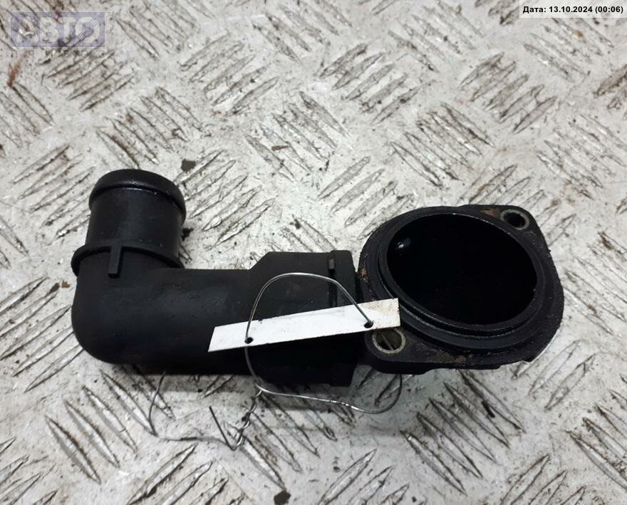 Корпус термостата Volkswagen Passat B4