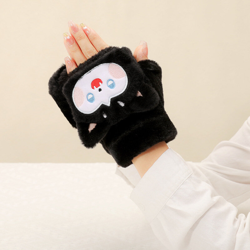 Перчатки для взрослых и детей