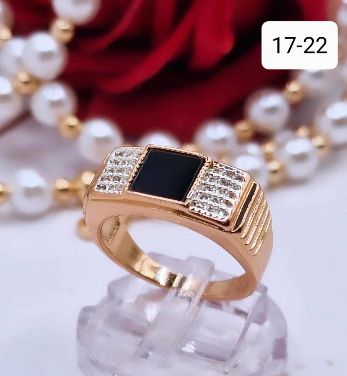 Кольцо, фианит