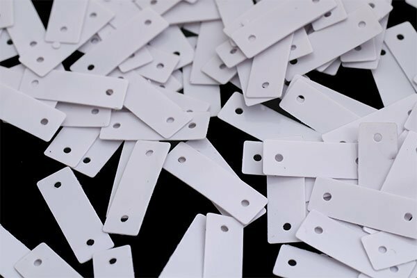 Пайетки россыпью TBY 5х15 мм, цвет 035 белый, 50 г (TBY. FLK361.035)