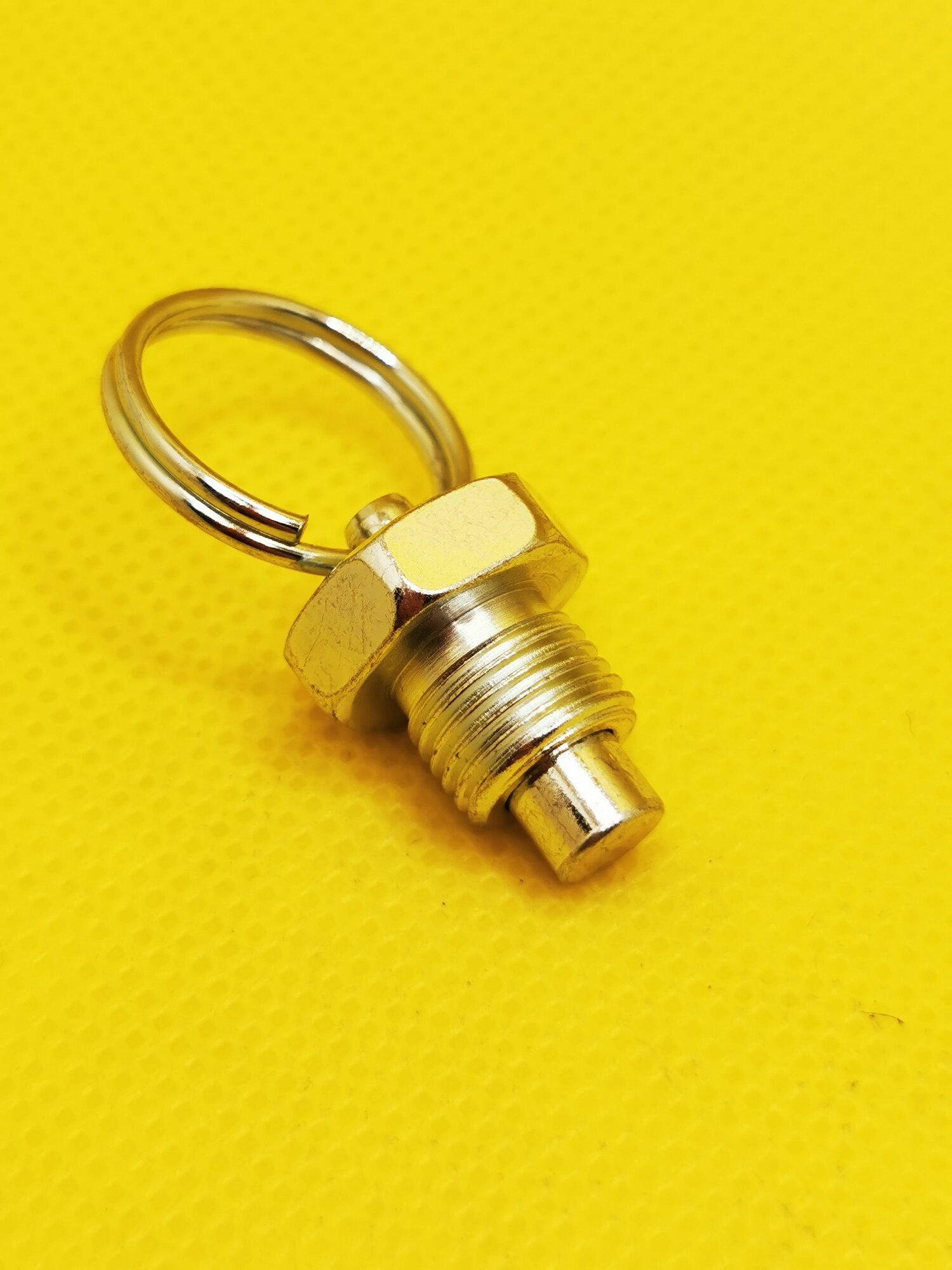 Болт стопорный муфты штанги бензокос Champion T256, T333, T523, арт 125112410