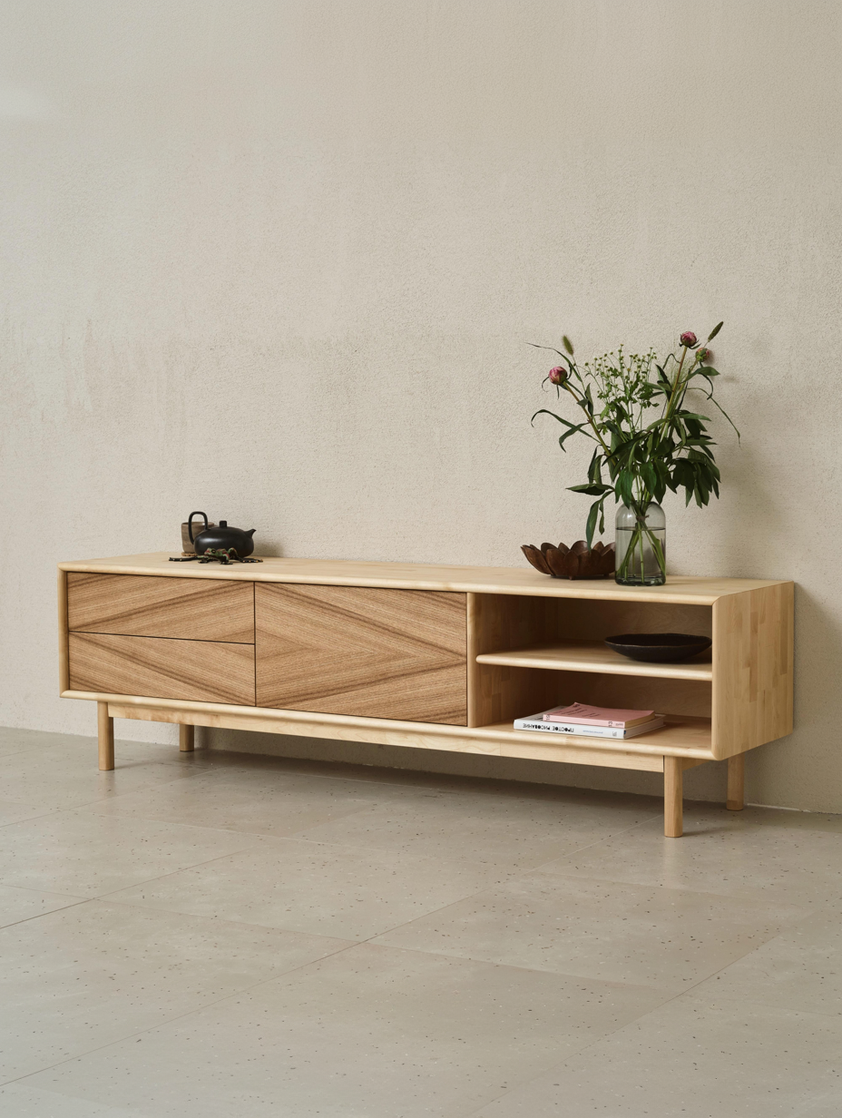 Тумба под телевизор деревянная Kyoto Датское масло/Ясень, 180х51х40 см, из массива берёзы, Равновесие