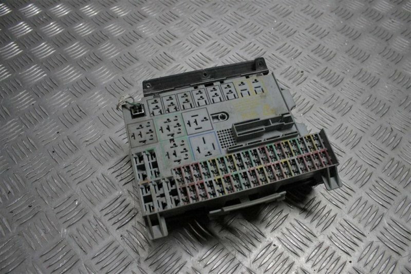 Б/У Блок предохранителей Opel Astra G / Опель Астра G X14XE 2000