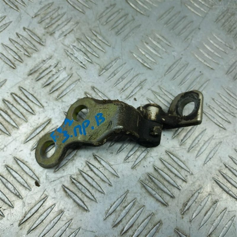 Б/У Петля двери задней правой верхняя Ford Focus 1 / Форд Фокус 1 2.0 ZETEC 131Л.С. 2002