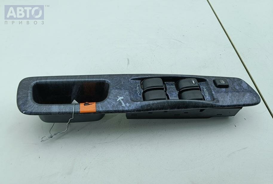 Блок кнопок управления стеклоподъемниками Mitsubishi Galant (1996-2003)