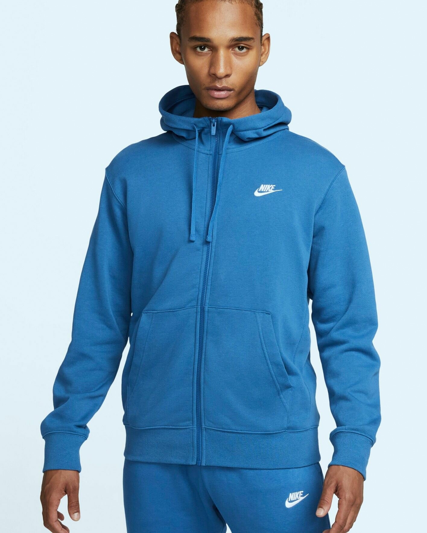 Толстовка спортивная