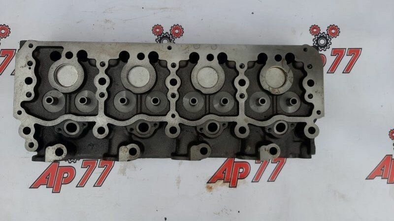 Головка блока цилиндров пустая Toyota 14B форсунки под болты 1110158040