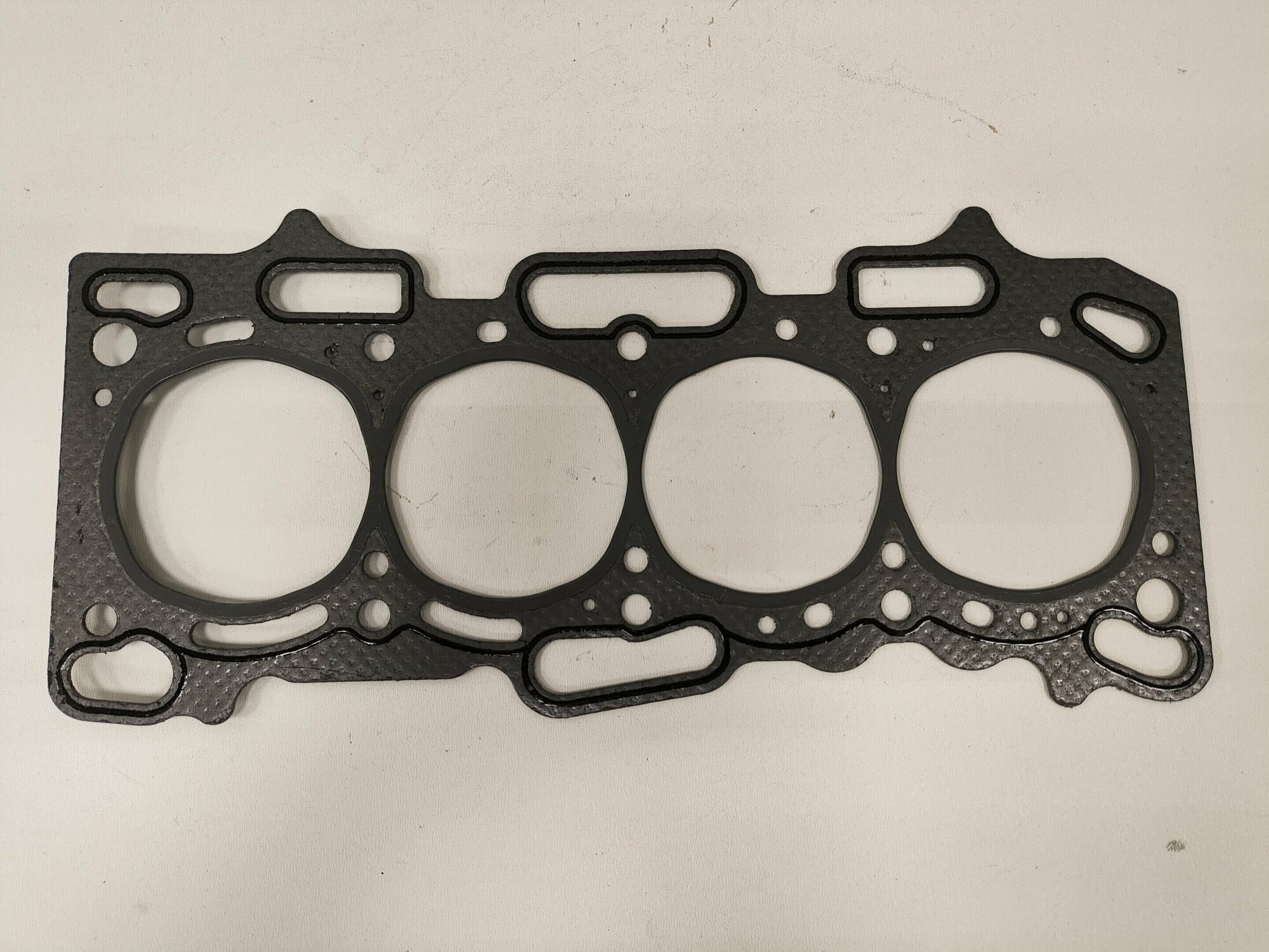 Прокладка ГБЦ (паронит) BYD F3 [1.5 16V 5MT седан] 17011000F3002