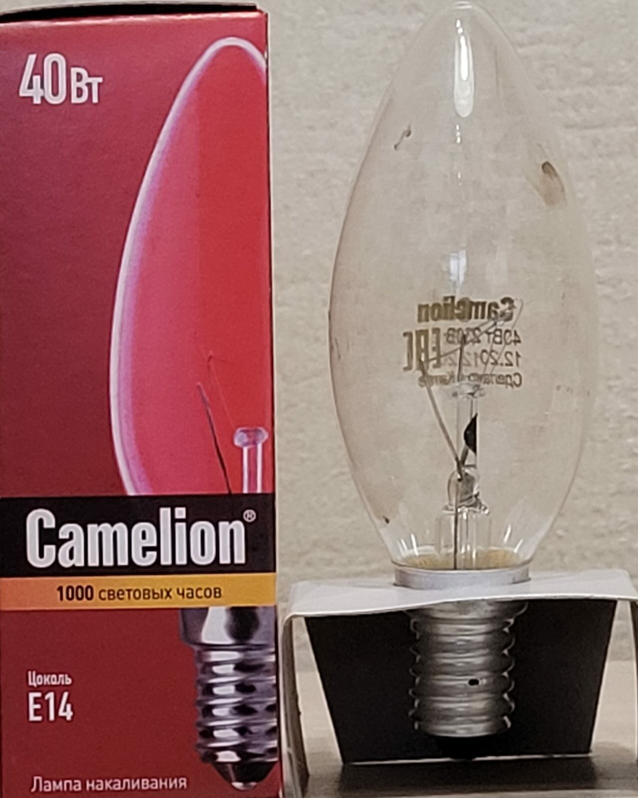 Лампа накаливания Camelion E14 40W, колба свеча, теплый свет, 40/B/CL/E14, 8968