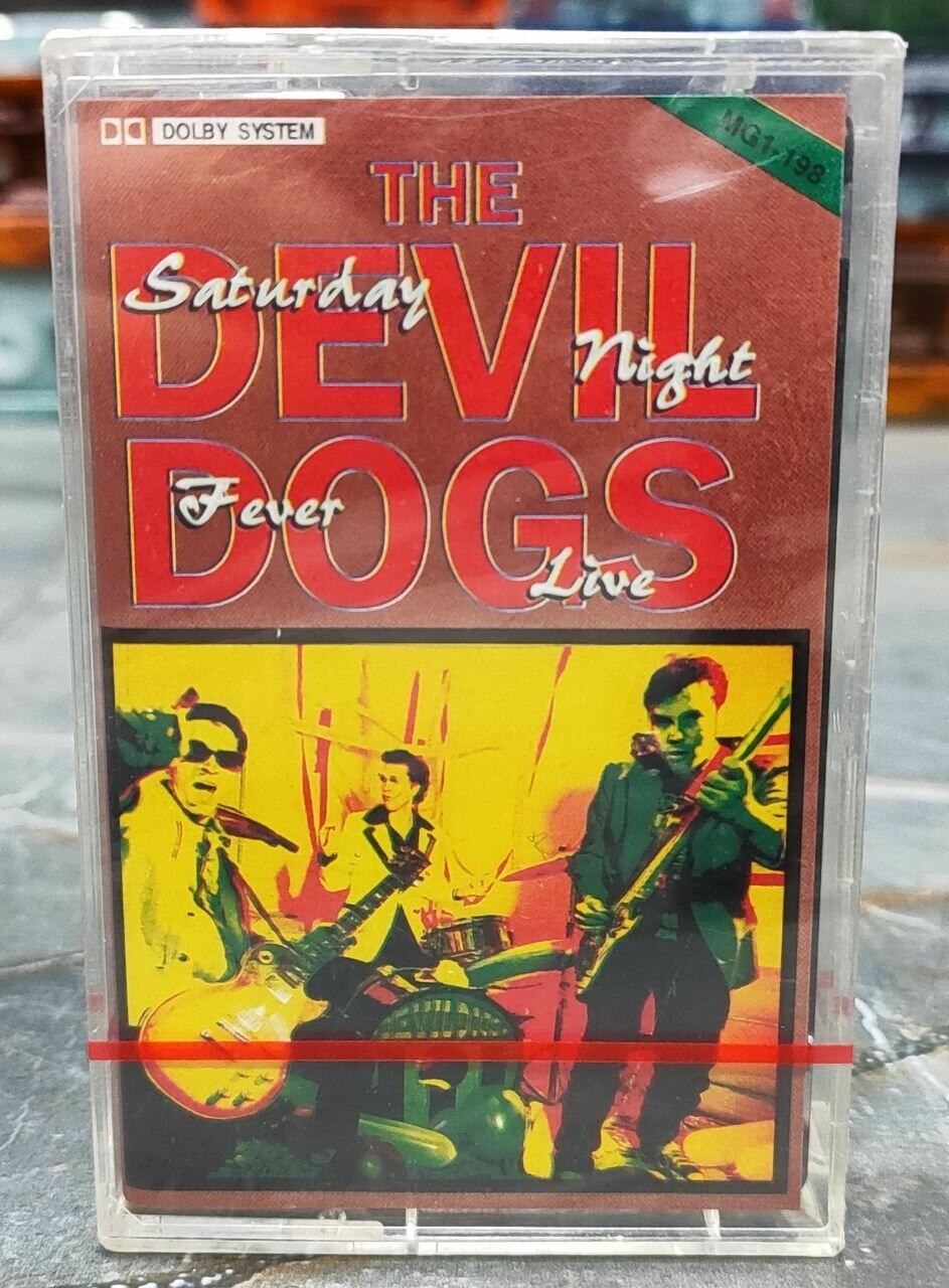 The Devil Dogs Saturday Night Fever, 1992, Poland, (кассета, аудиокассета) (МС), .