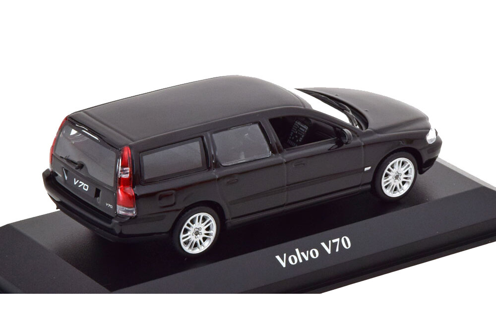 Модель коллекционная MAXICHAMPS Volvo V70 break 2000 black scale — фото 1