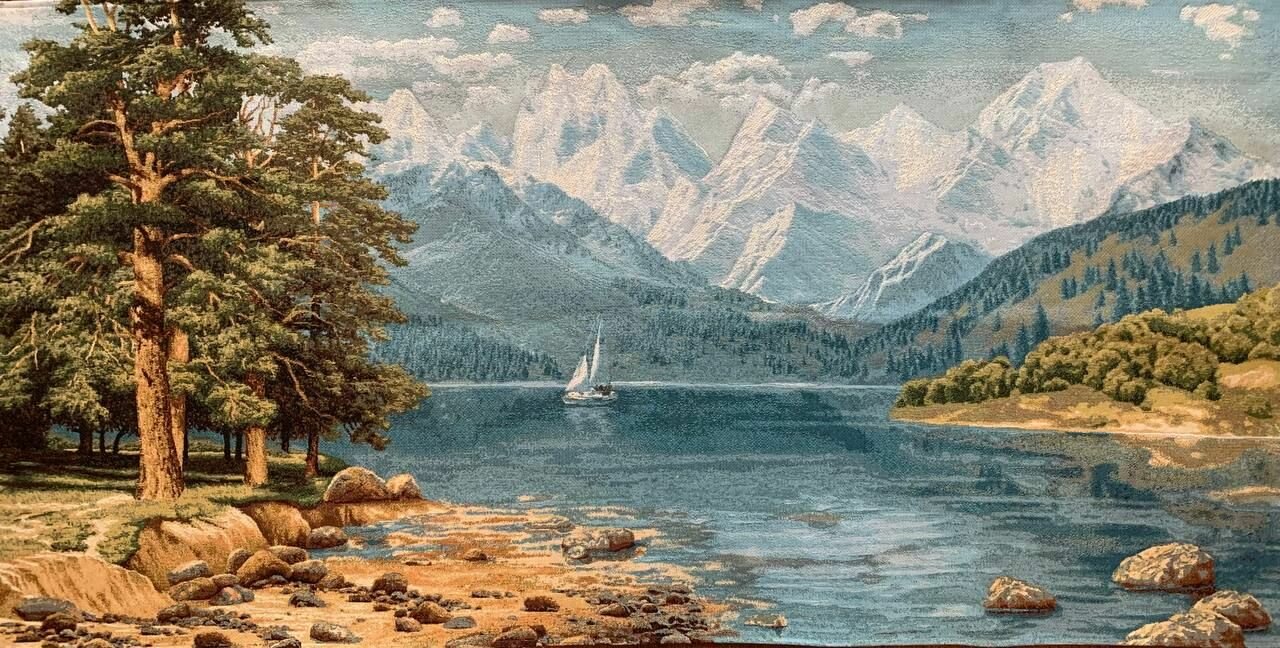 Панно гобеленовое на стену "Парусник среди гор" 140х69 см / Гобелен