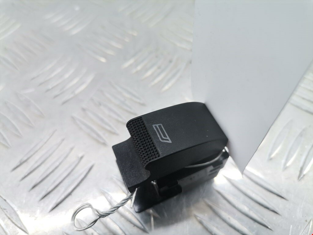Кнопка стеклоподъемника Audi A3 8L 8L0959855A арт. 1695307