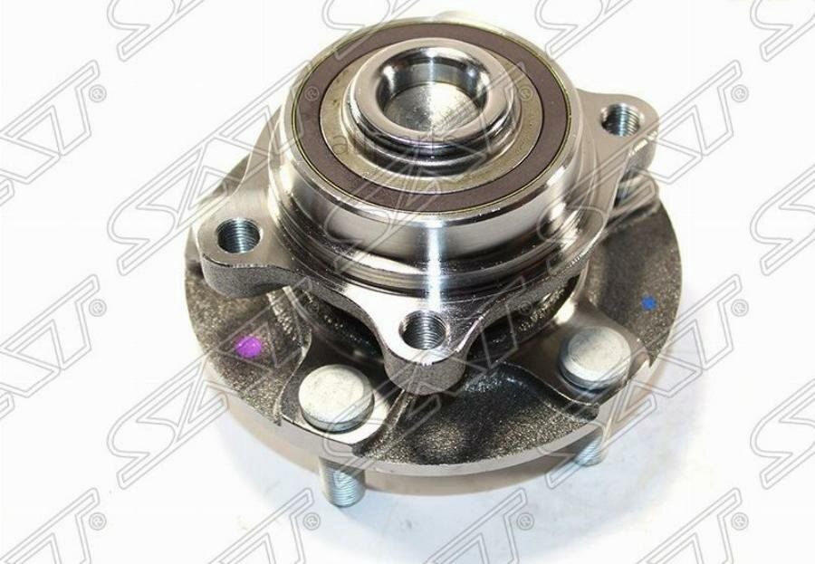 SAT ST-40202-AL500 Ступичный узел перед INFINITI G35/NISSAN SKYLINE/STAGEA 2WD 01-