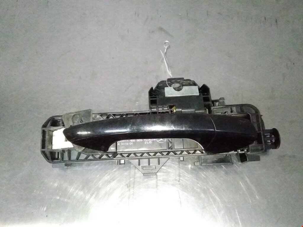Ручка двери наружная передняя правая Mercedes C-Class (W204) A2047602434 арт. 681827