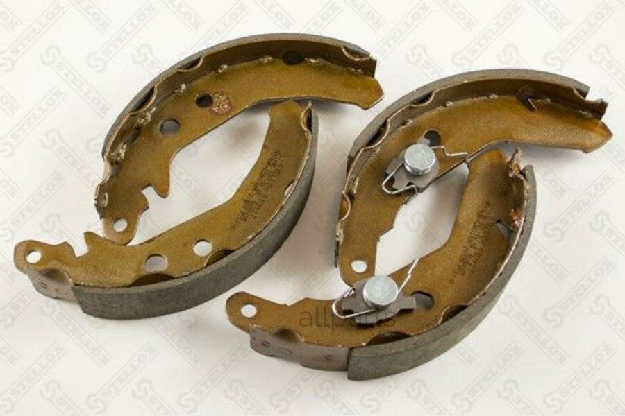 STELLOX 196101SX колодки тормозные барабанные!\ Ford Fiesta 1.1-1.8D 89-95