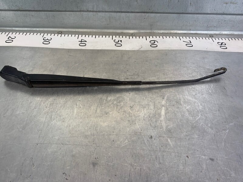 Поводок стеклоочистителя Renault Logan LS 2004 перед. прав. (б/у)